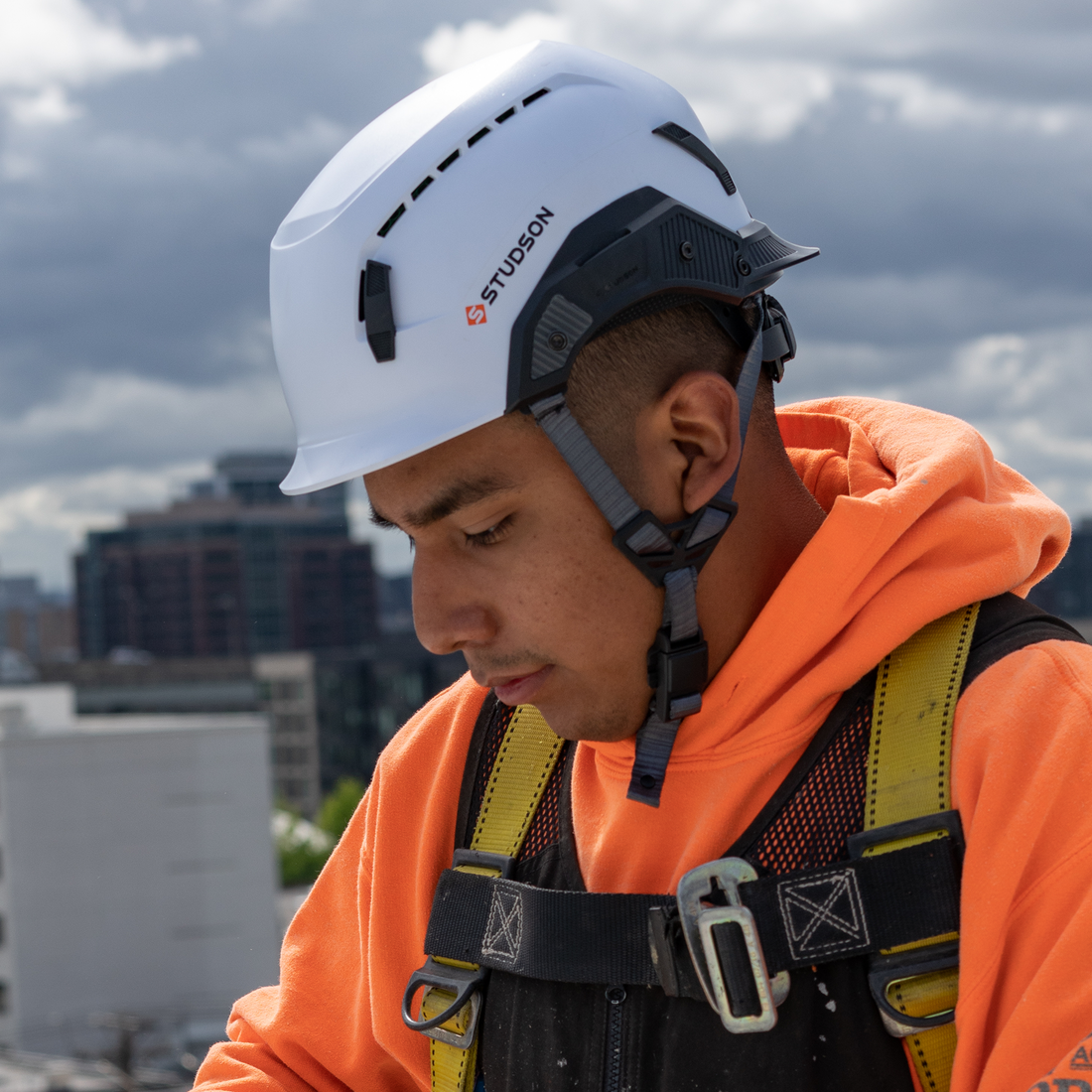 STUDSON SHK-1 Vented Safety Helmet