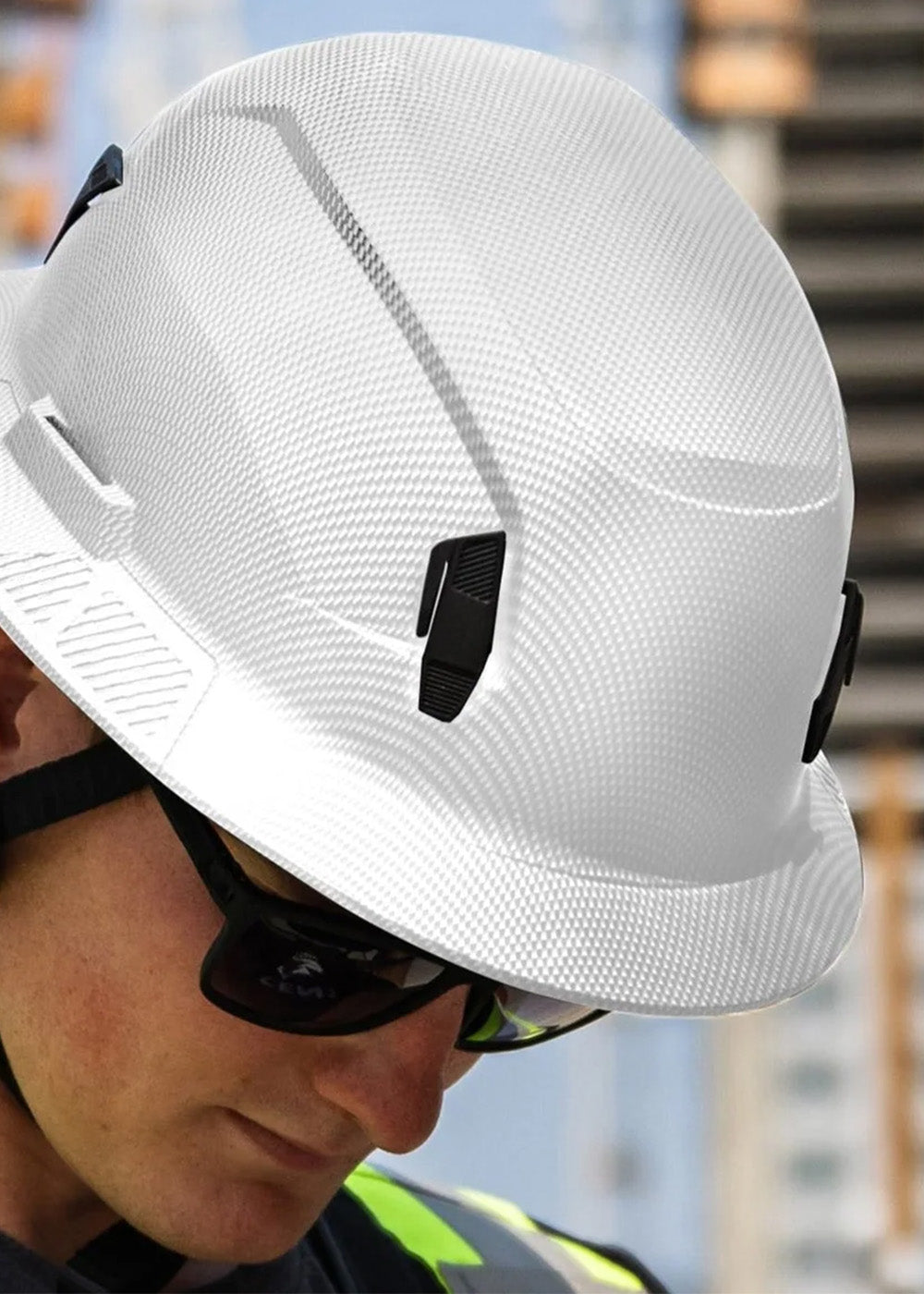 STUDSON - SAFETY MEETS INNOVATION